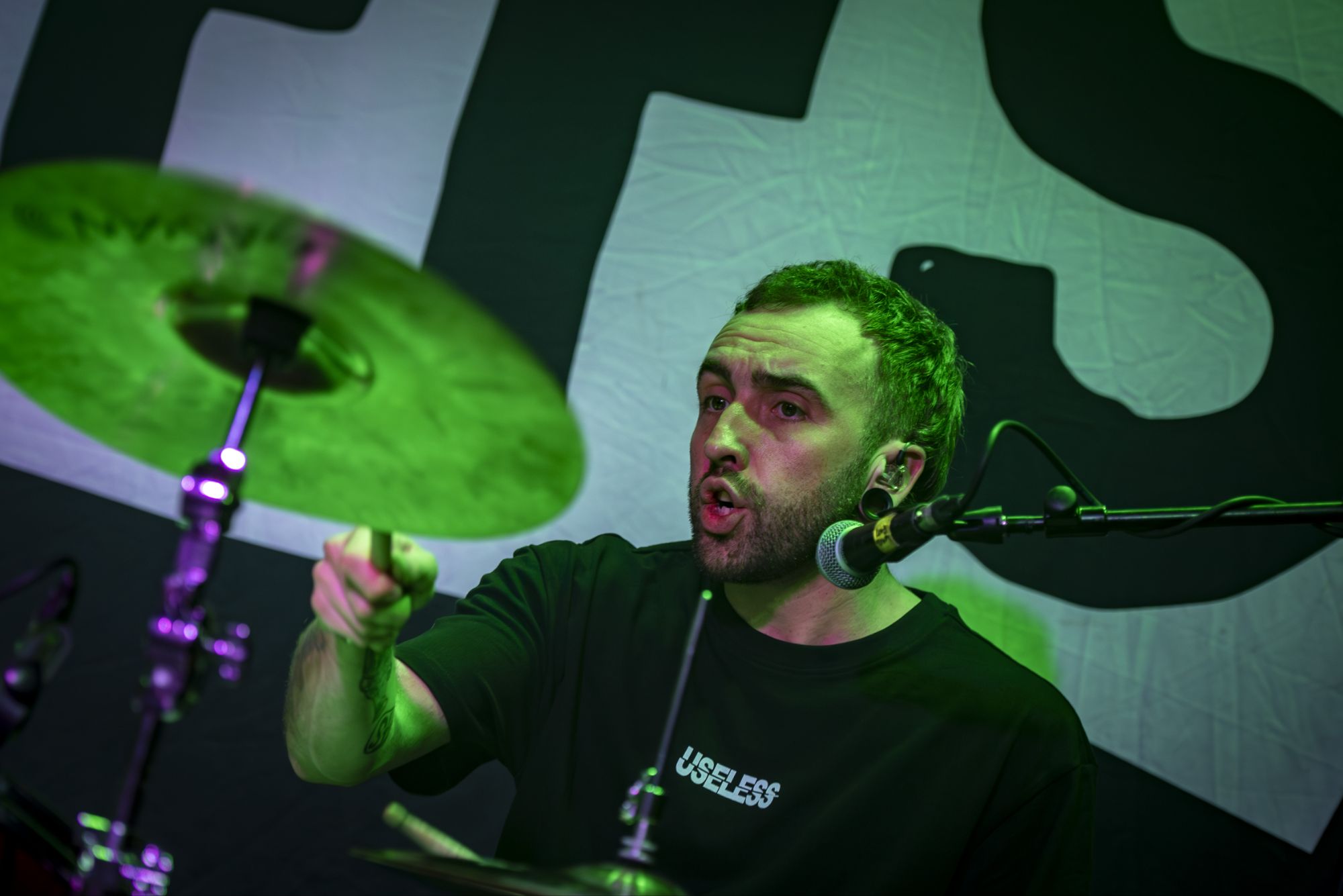 The Meffs – Britpunk Duo Hit The Road. – Broken Static Magazine